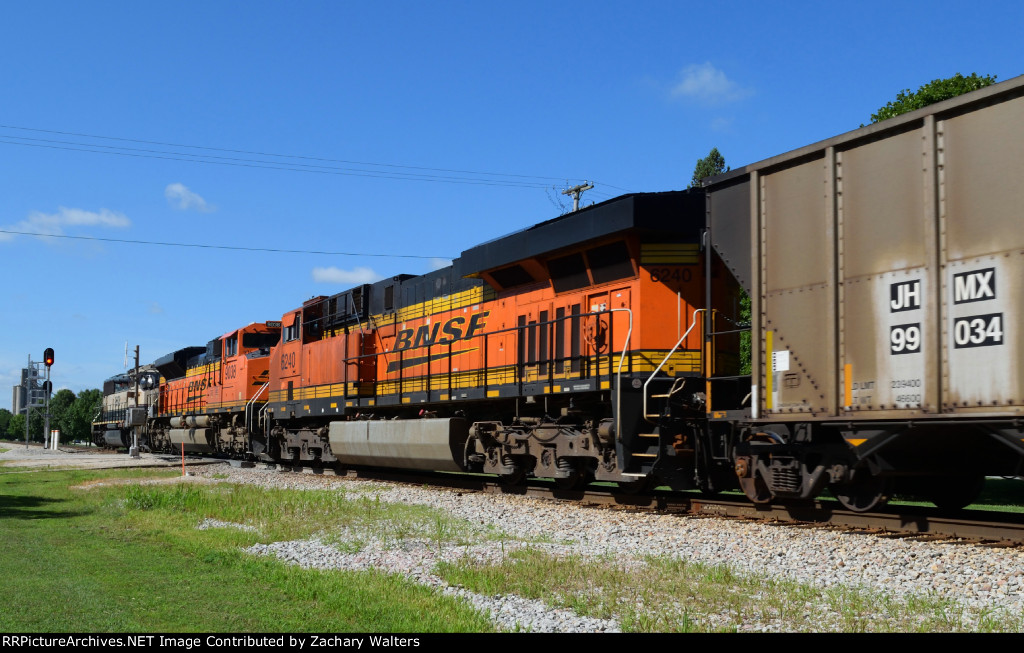 BNSF 6240 9038